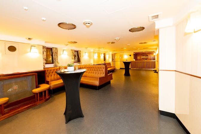 Ward and Ante Room | Weddings | HMS Belfast