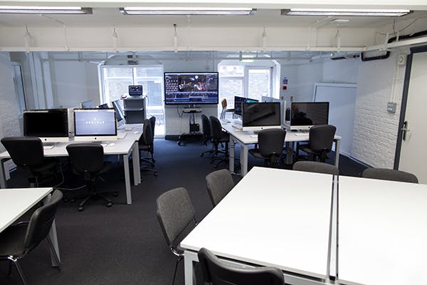 Mac Room/Desk Hire | Business | 01zero-one