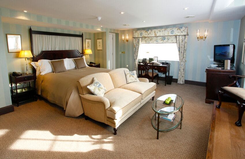 De La Bere Court | Business | Ellenborough Park Hotel