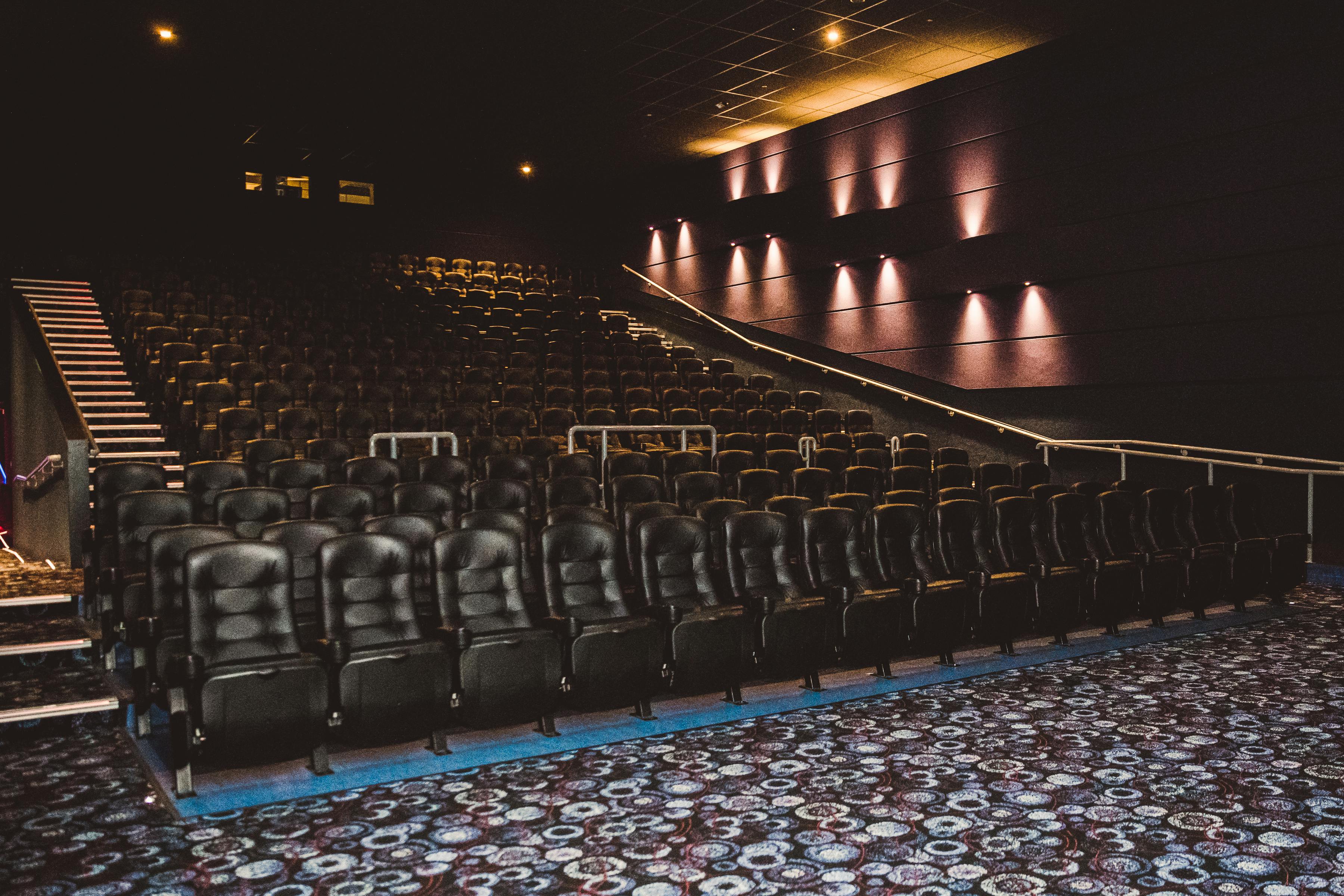 Large Screen | Screenings | Cineworld - The O2 Greenwich