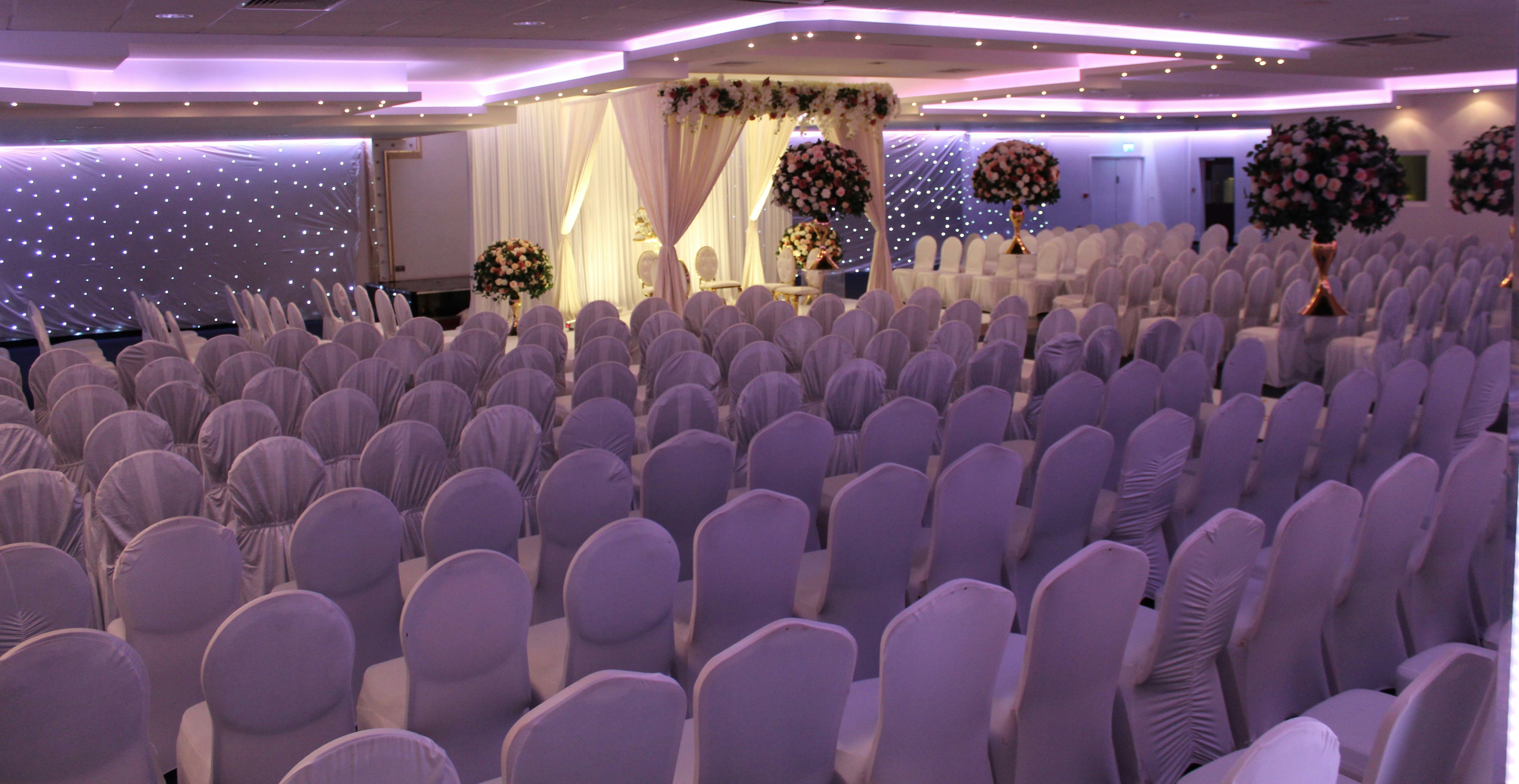 Executive lounge | Weddings | Royale Banqueting Suite