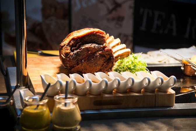 Marco Pierre White Steakhouse | Dining | DoubleTree by Hilton London ...