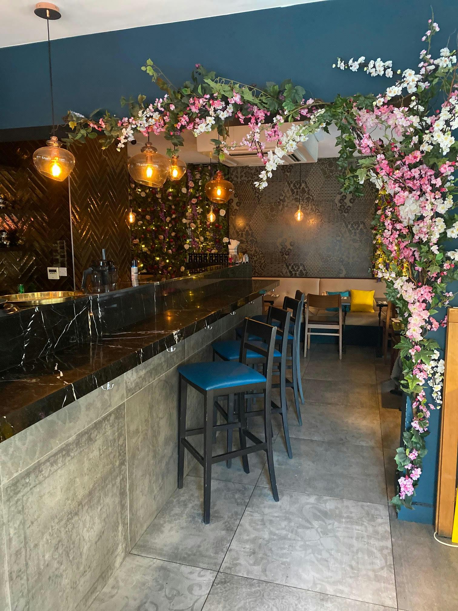 The Bloom | Dining | Broski Lounge