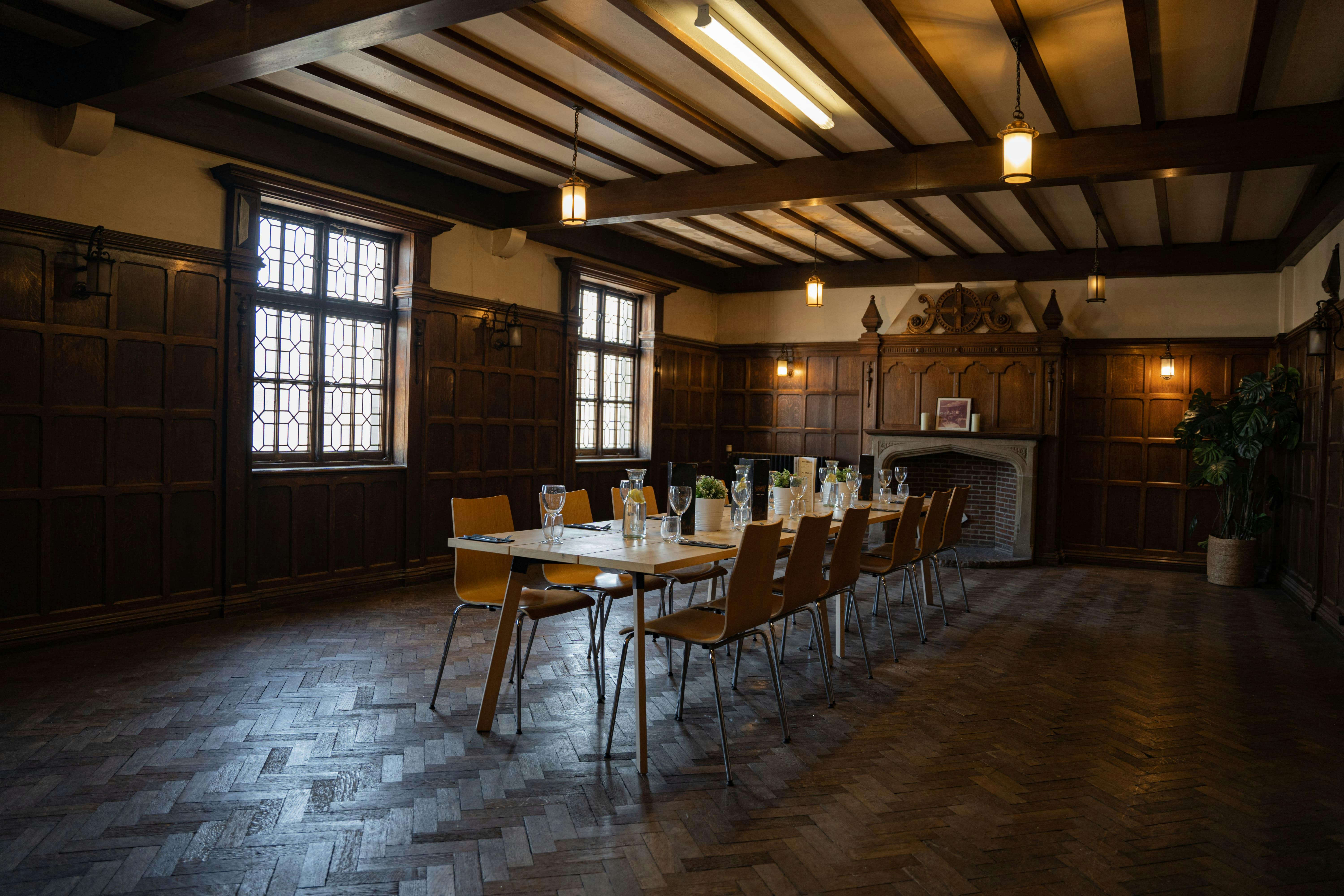 Whiskey | Dining | Impossible York - Restaurant & Wonderbar