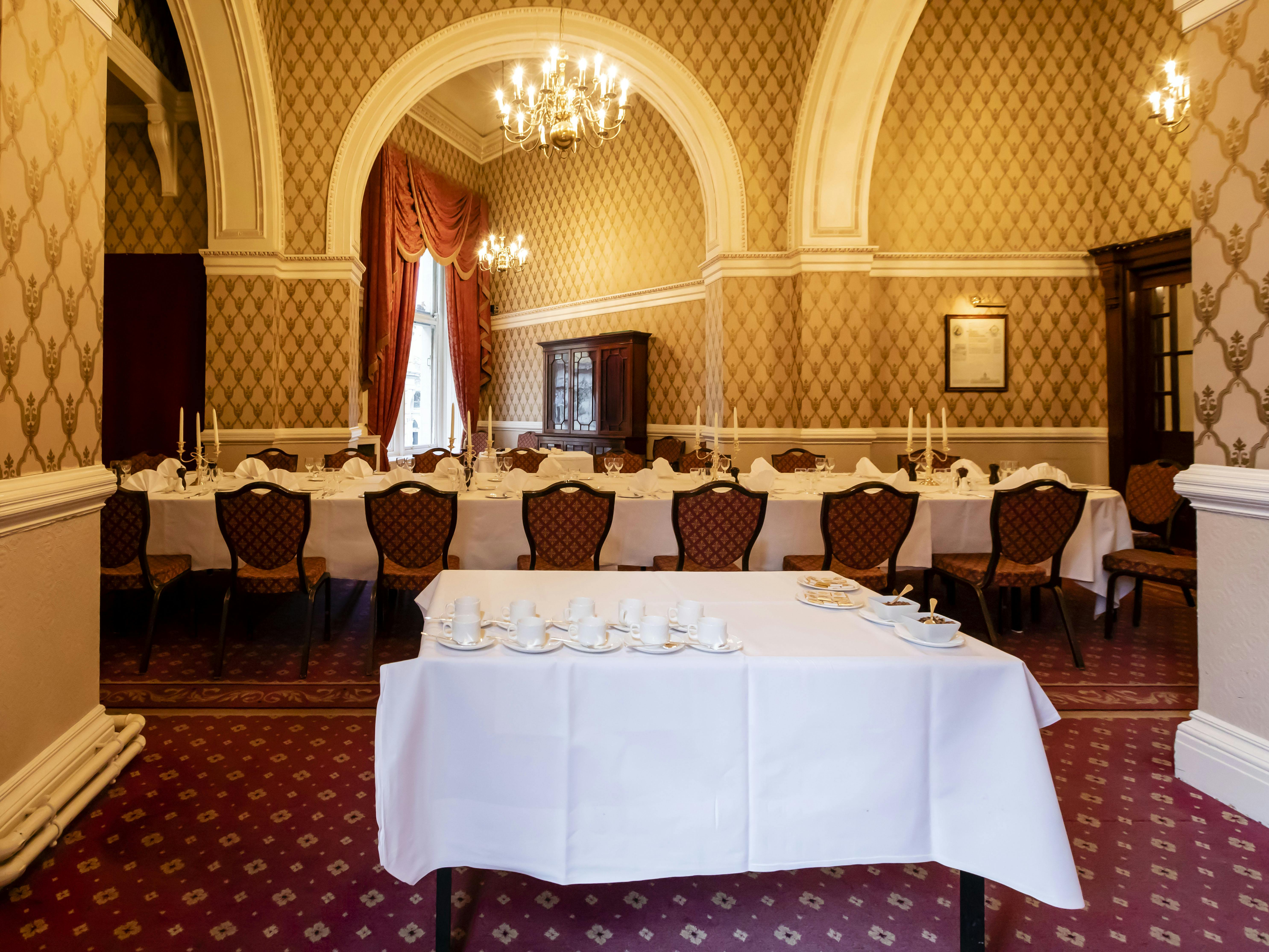 Lady Violet Room | Dining | The National Liberal Club