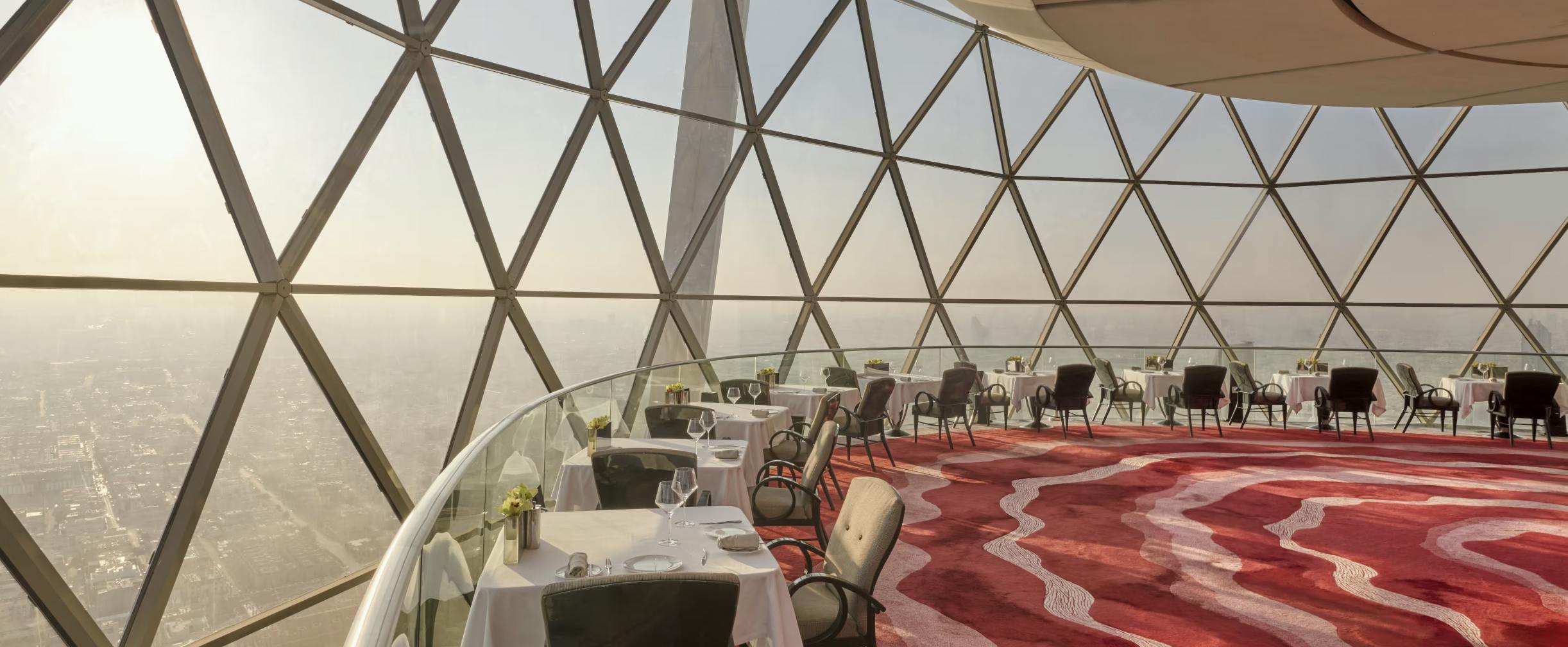 The Globe | Dining | The Globe at the Mandarin AI Faisaliah Riyadh