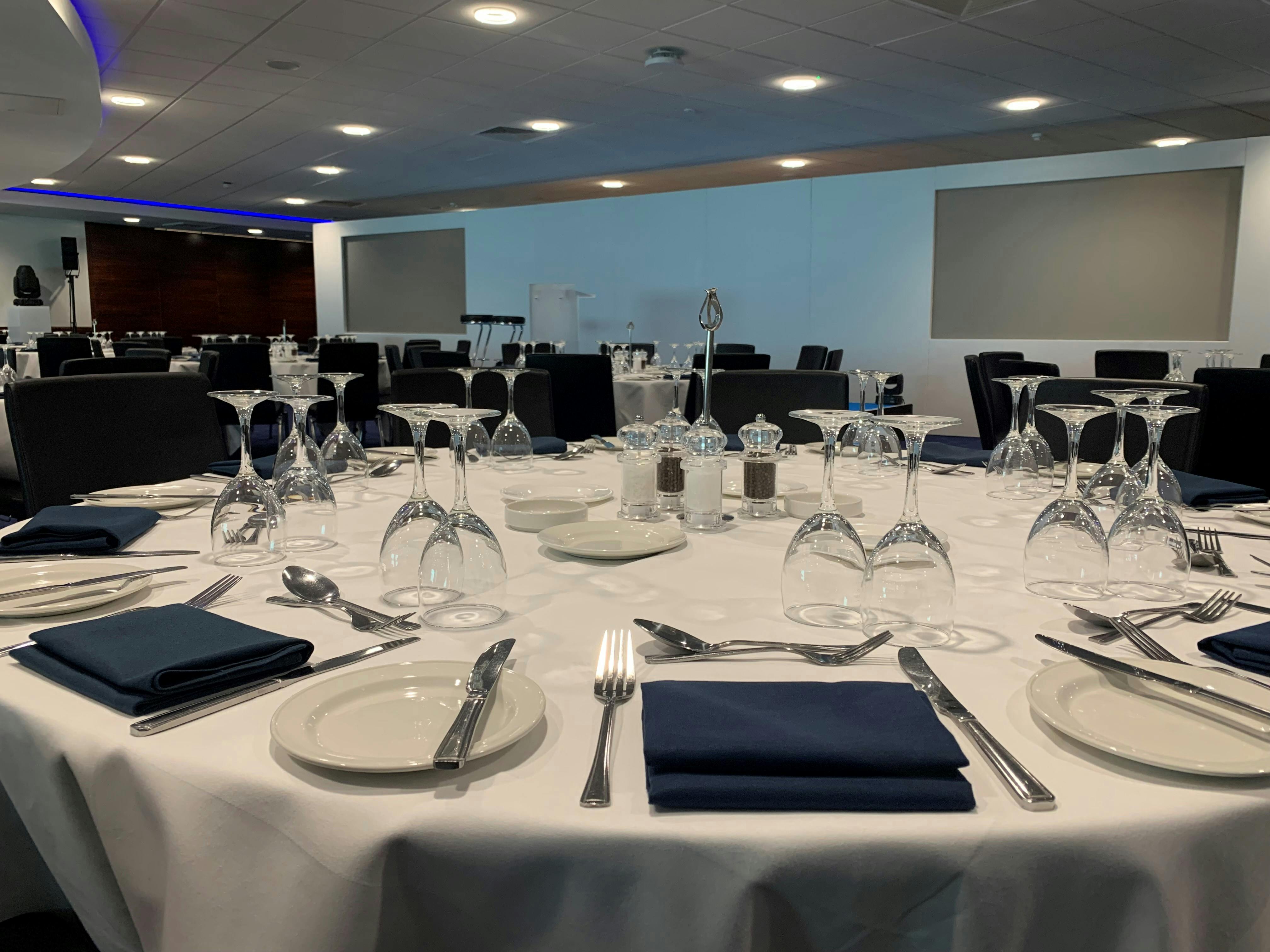 Drake Suite and Harris Suite | Dining | Chelsea Football Club