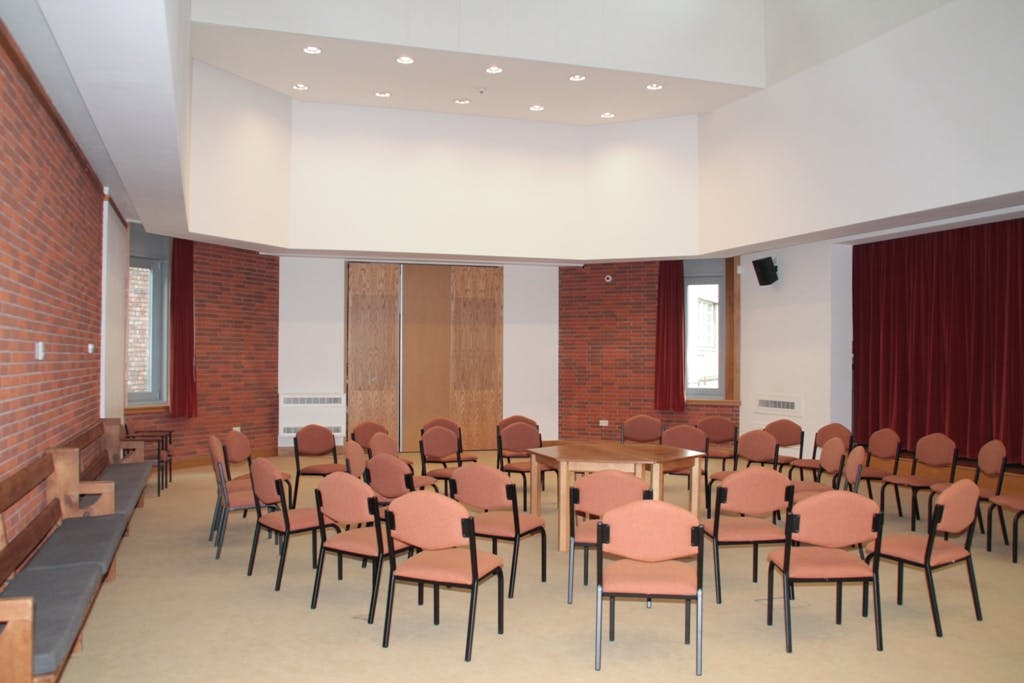 Large Meeting Room | Arts | Liverpool Quaker Meeting House